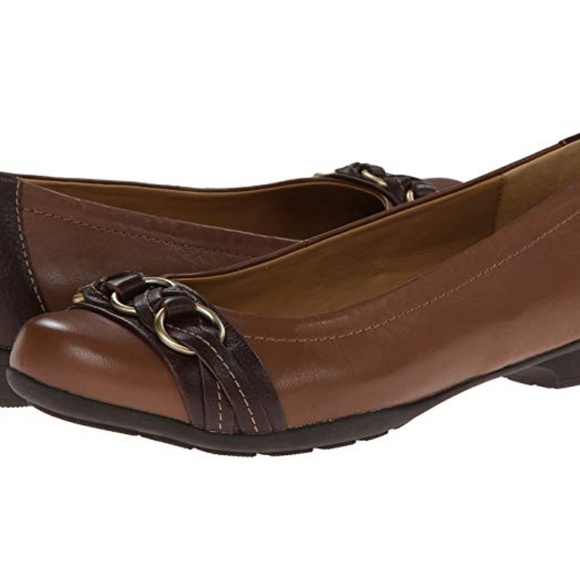 Softspots | Shoes | Flats Comfortiva Posie Soft Spots Brown 85m | Poshmark